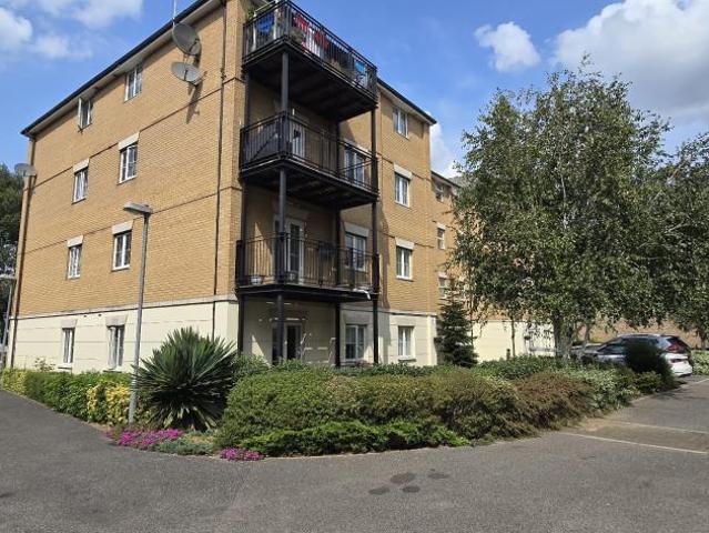 Apartment at Tanner Street, Greater London
