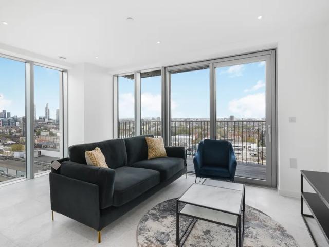 Apartment at Tapestry Way, Greater London
