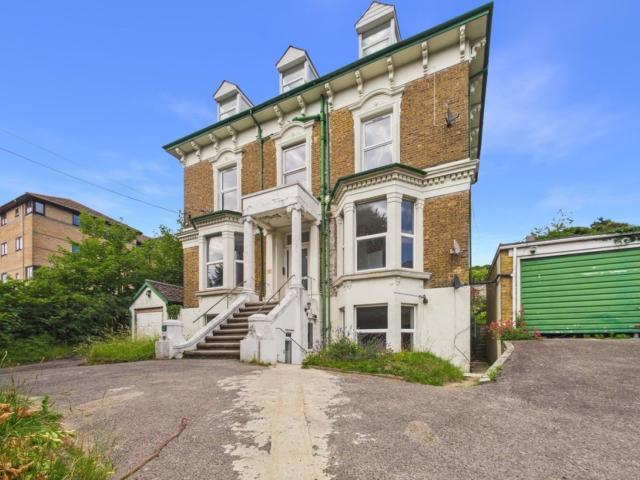 Apartment at Taswell Street, Dover