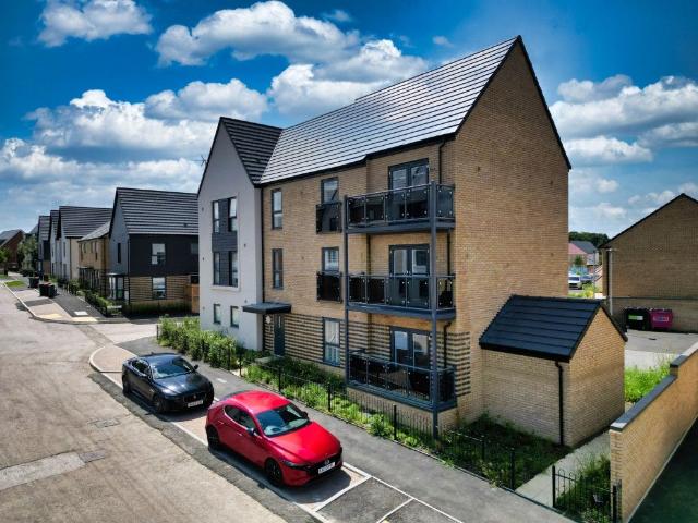 Apartment at Teeswater Way, Milton Keynes