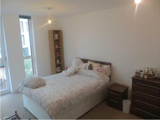 Apartment at Telegraph Avenue, Greater London