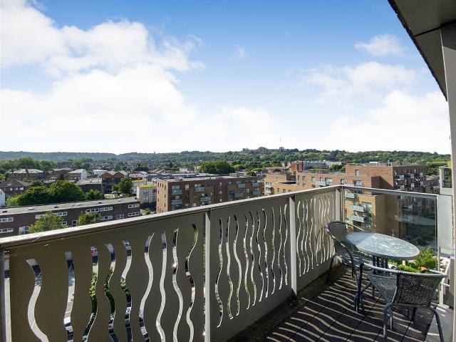 Apartment at Temple Road, Greater London