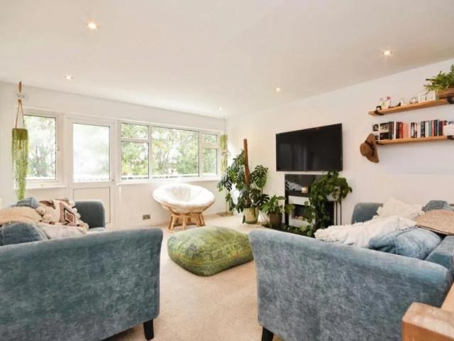 Apartment at Templewood Court, Castle Point