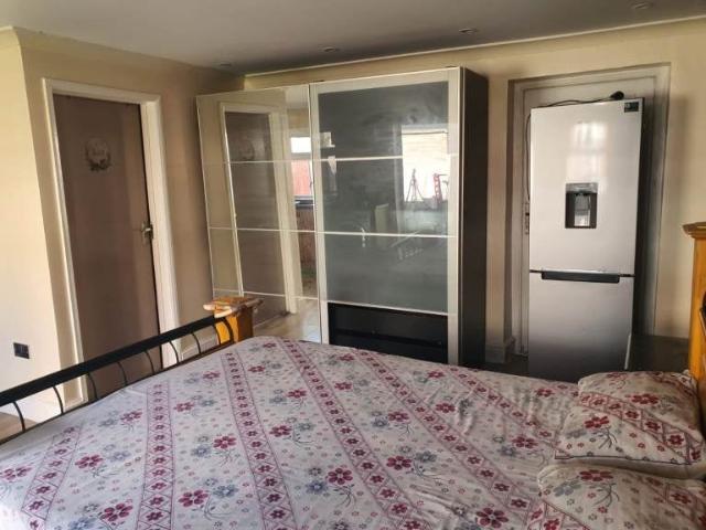 Apartment at Thurlestone Avenue, Greater London