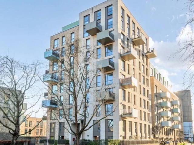 Apartment at Thurlow Street, Greater London