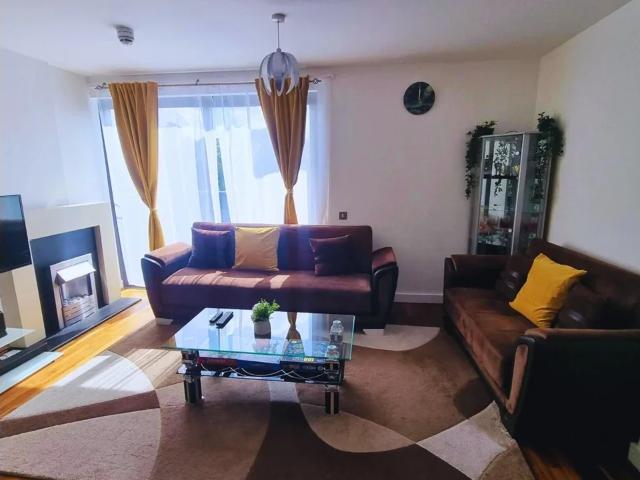 Apartment at Thurston Road, Greater London