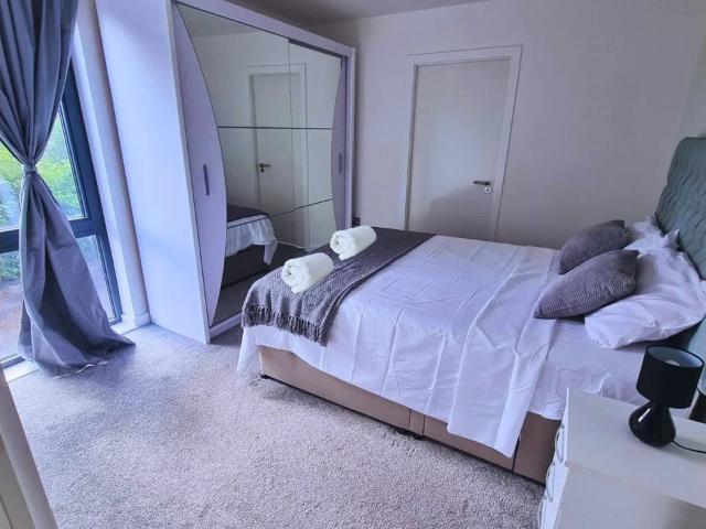 Apartment at Thurston Road, Greater London