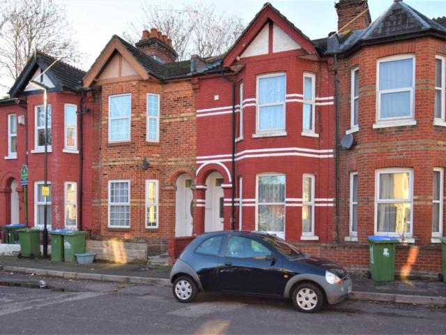 Apartment at Thackeray Road, Southampton