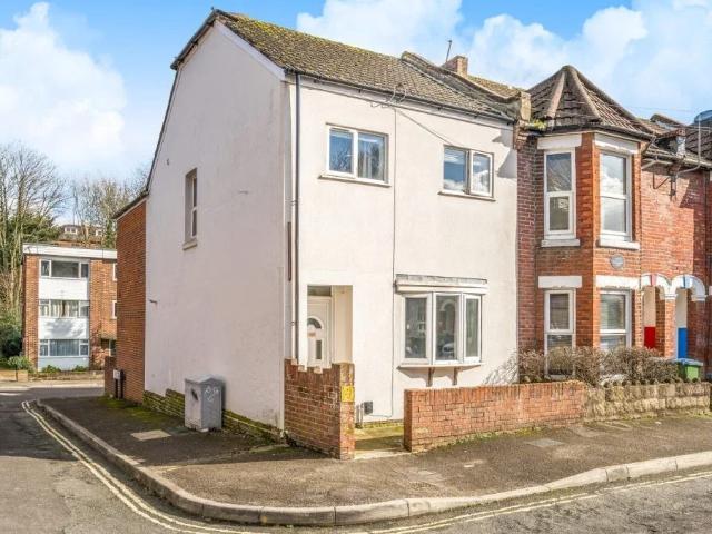 Apartment at Thackeray Road, Southampton