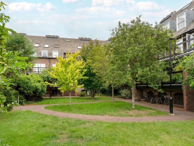 Apartment at Thames Street, Oxford