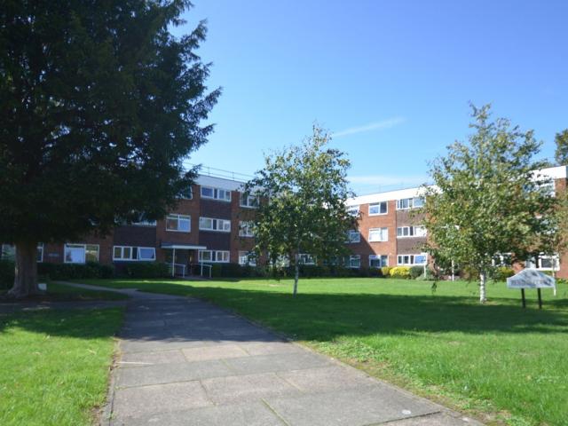 Apartment at Thames Side, Staines upon Thames