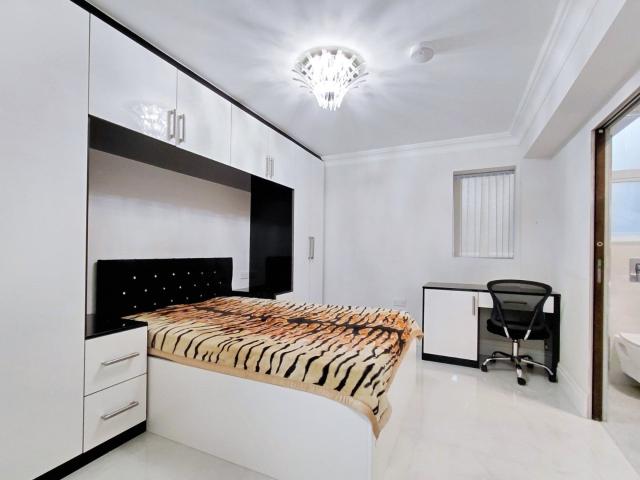Apartment at The Mall, Greater London