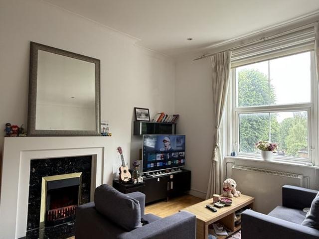 Apartment at The Mall, Greater London