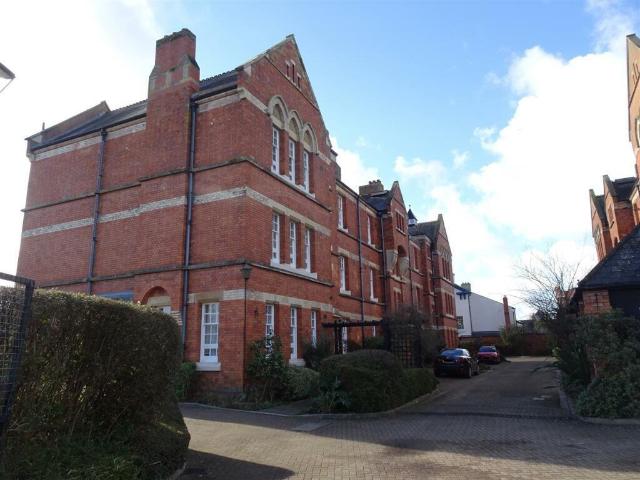 Apartment at The Mount, Taunton