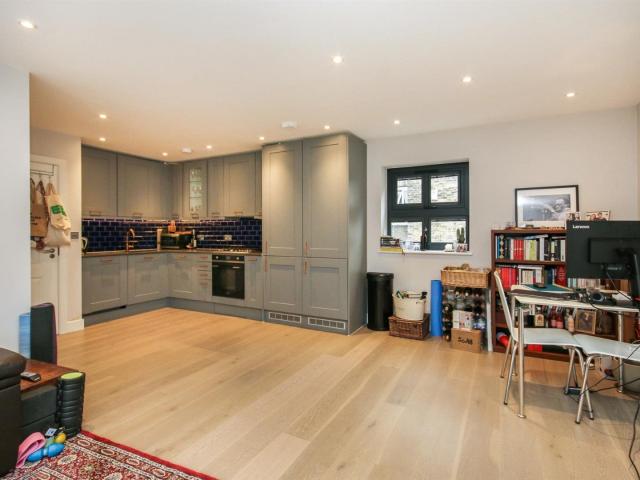 Apartment at The Oval, Greater London