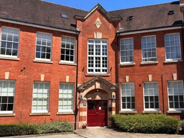 Apartment at The Oval, Stafford