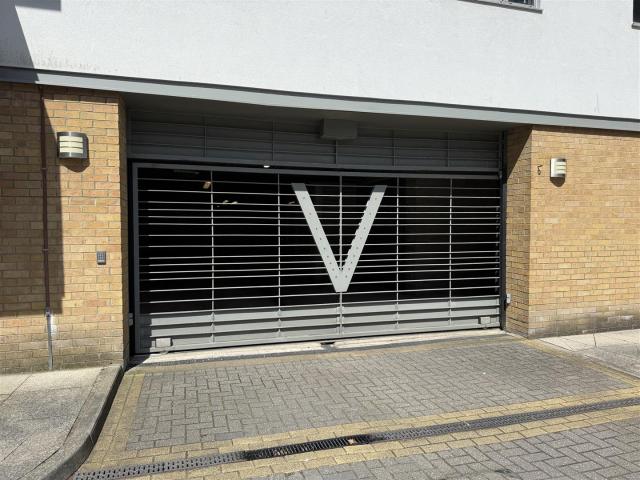 Apartment at The Avenue, Brighton and Hove