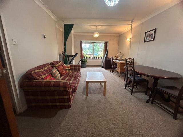 Apartment at The Avenue, Epsom and Ewell