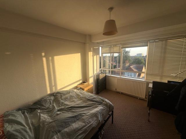 Apartment at The Avenue, Greater London