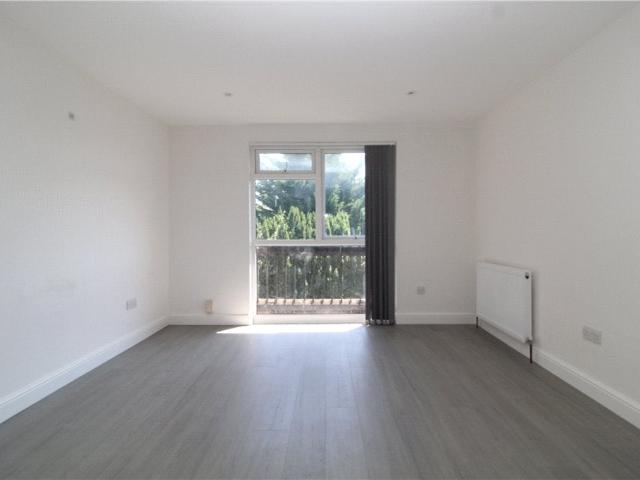 Apartment at The Avenue, Greater London