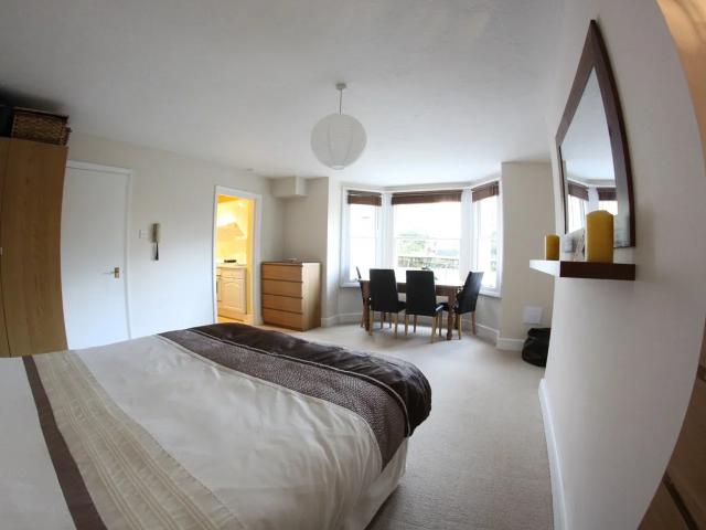 Apartment at The Avenue, Greater London