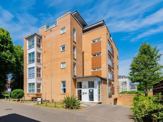 Apartment at The Avenue, Southampton