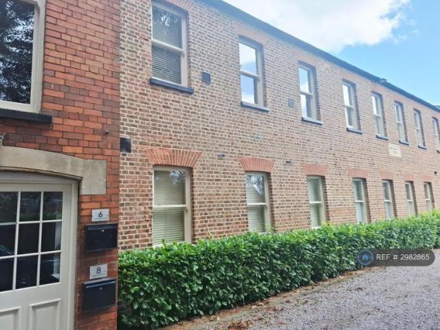 Apartment at The Brambles, South Holland