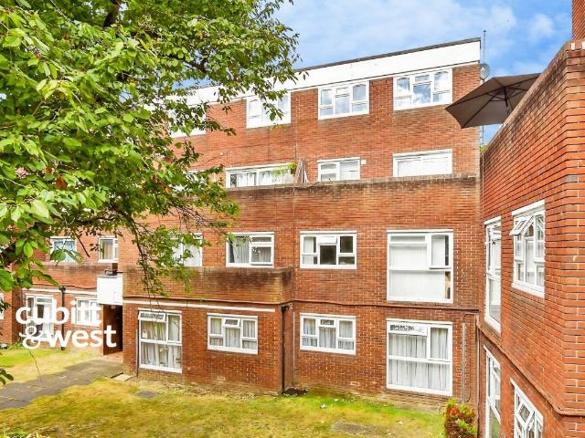 Apartment at The Broadway, Crawley