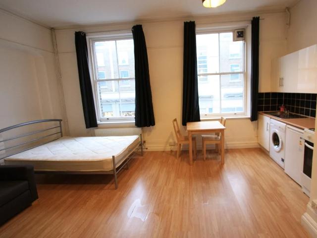 Apartment at The Broadway, Greater London