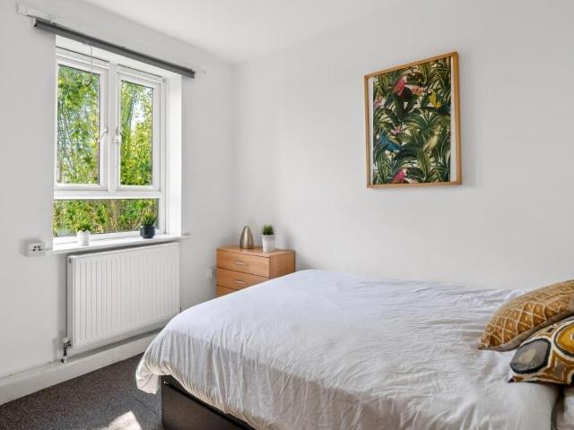 Apartment at The Curve, Greater London