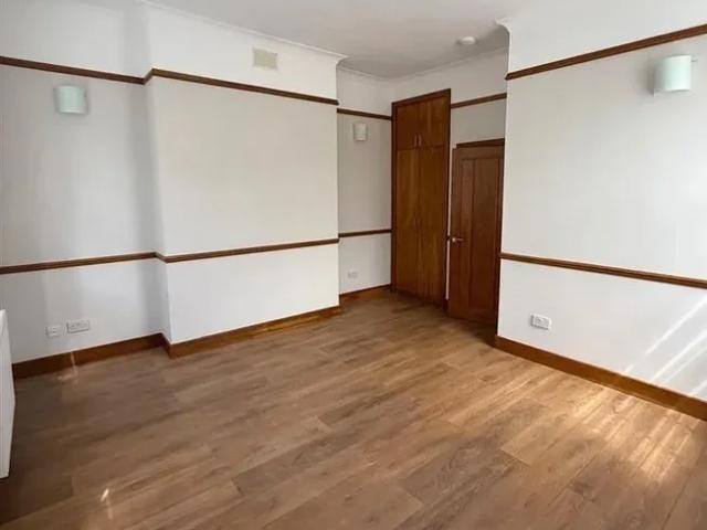 Apartment at The Colonnade, Greater London