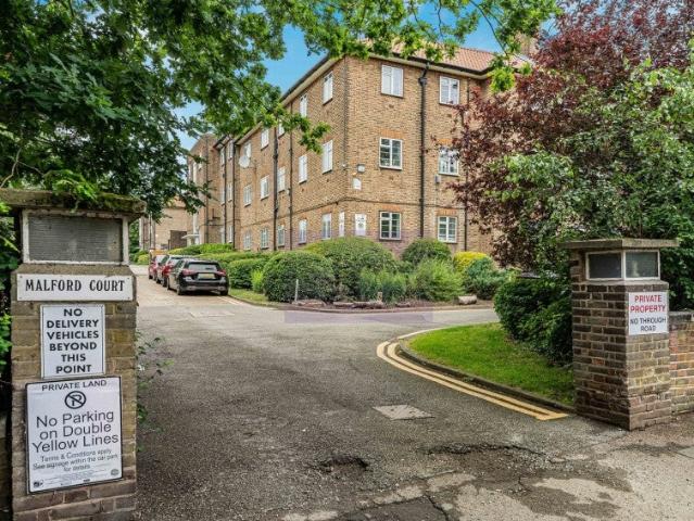 Apartment at The Drive, Greater London
