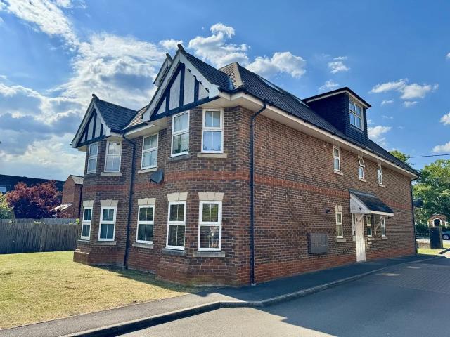 Apartment at The Green, Theale