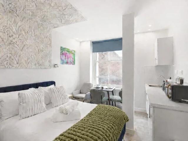 Apartment at The Hard, Portsmouth