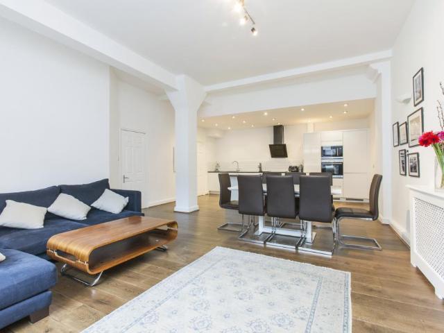 Apartment at The Highway, Greater London