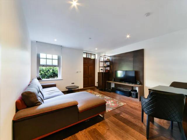 Apartment at The Highway, Greater London