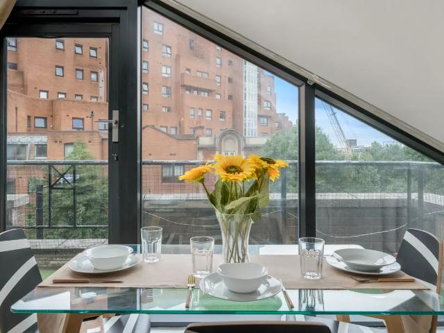 Apartment at The Highway, Greater London