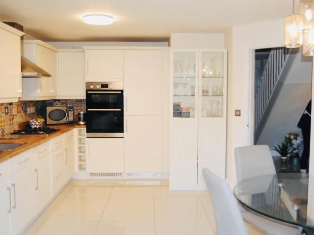 Apartment at The Lines Way, Leeds