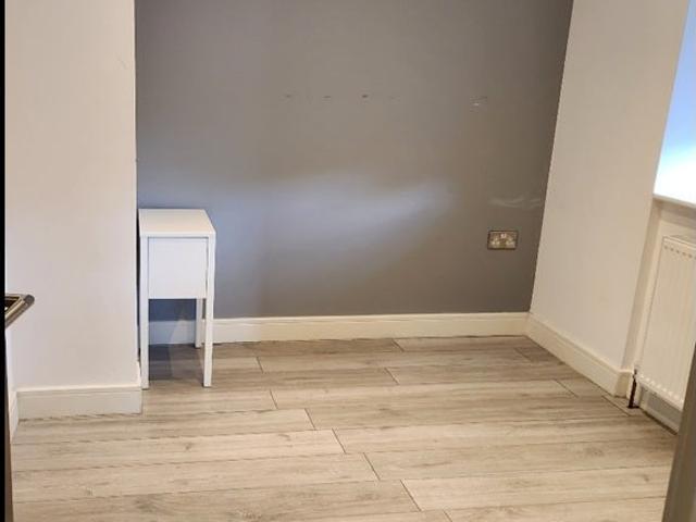 Apartment at The Parade, Watford