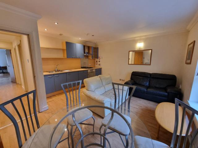 Apartment at The Parade, Cardiff