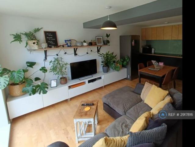 Apartment at The Parade, Leeds