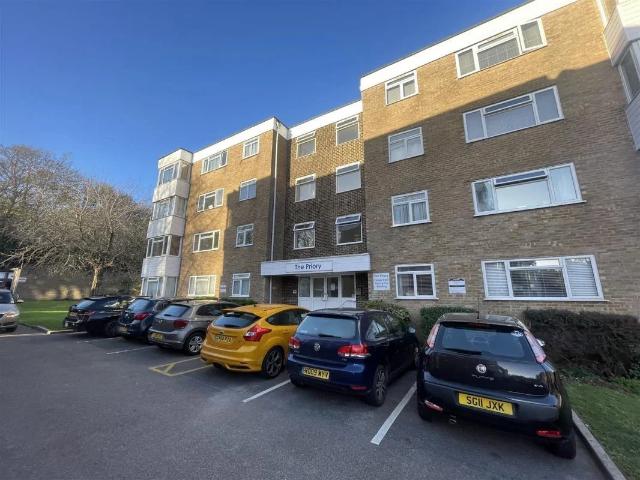 Apartment at The Priory, Brighton
