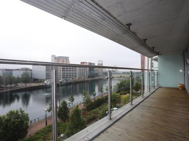 Apartment at The Quays, Salford