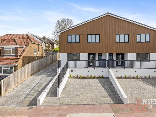Apartment at The Ridgway, Brighton