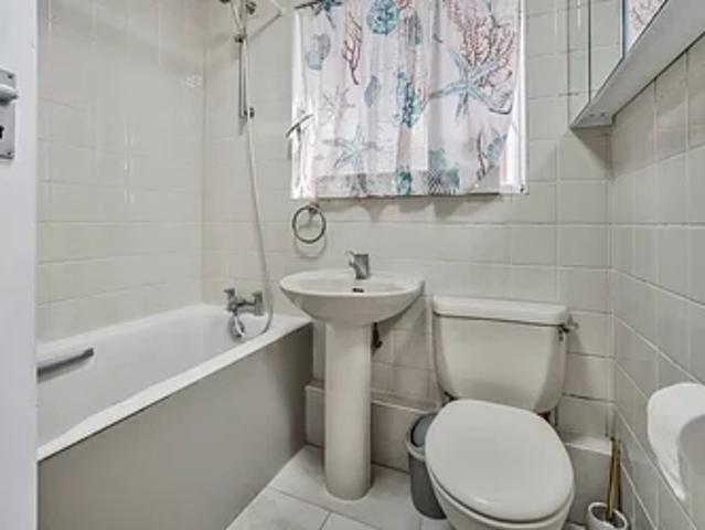 Apartment at The Ridings, Greater London