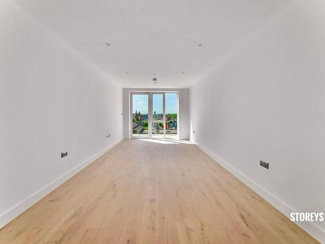 Apartment at The Roundway, London
