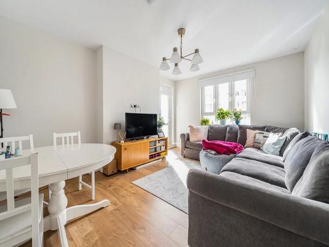 Apartment at The Square, Greater London