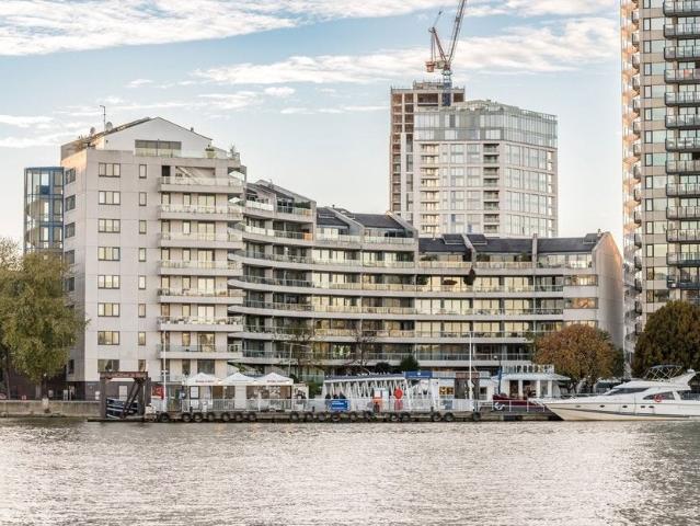 Apartment at The Towpath, Greater London