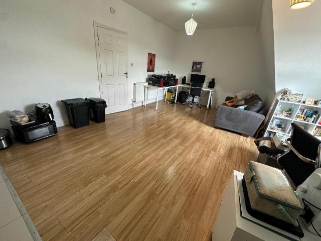Apartment at The Vale/Uxbridge Road, Greater London