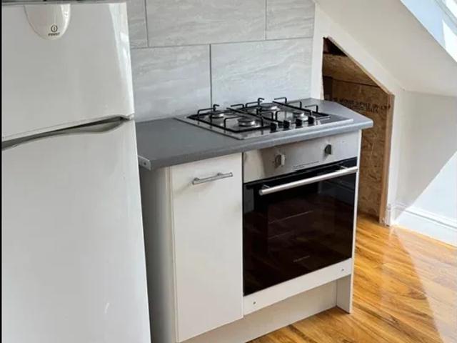Apartment at The Vale, Greater London